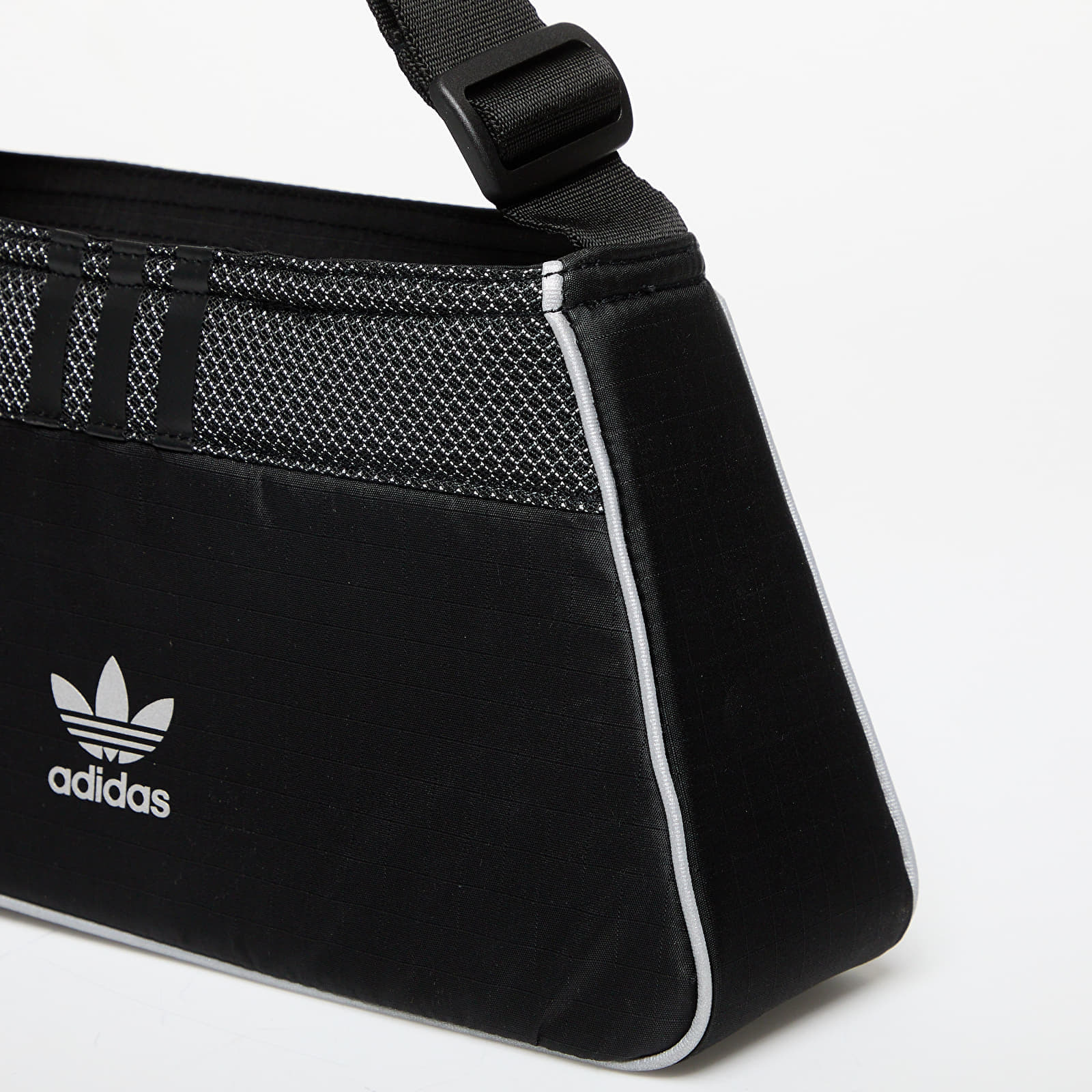 adidas Originals adidas Mini Airliner Black/ Reflective Silver ...