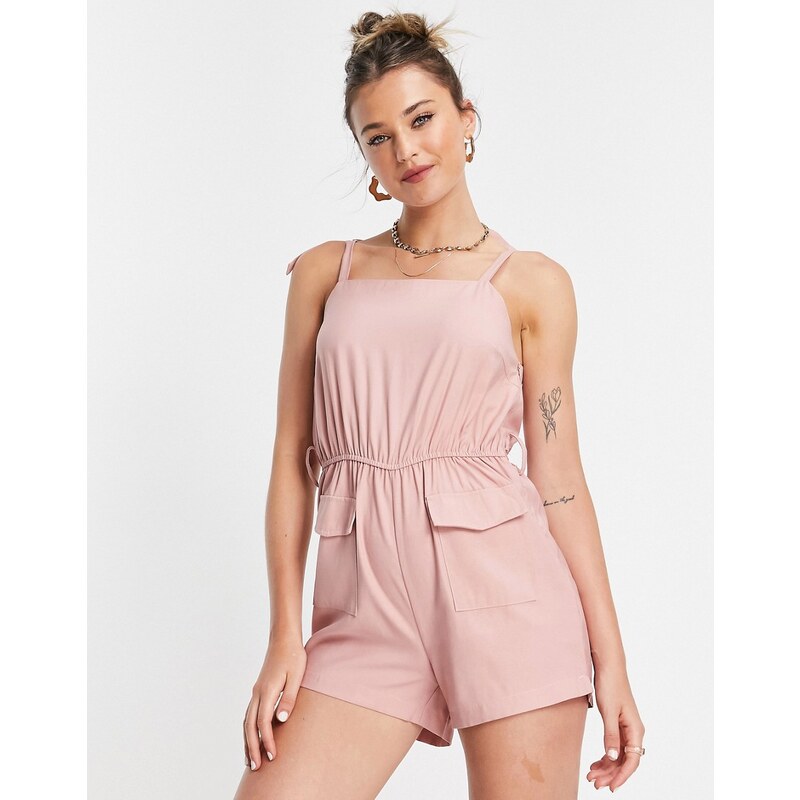 In The Style - Tuta corta multitasche rosa con cintura - Stileo.it