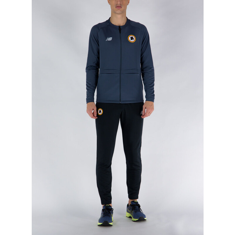 New Balance NB TUTA UFFICIALE A.S. ROMA 2021-22. Uomo - Stileo.it