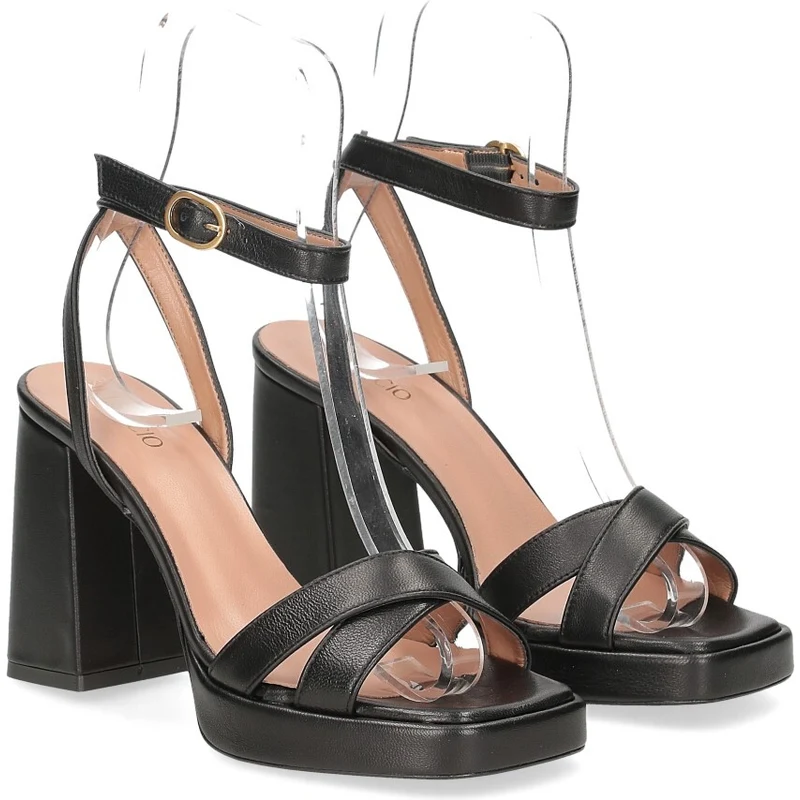 Il Laccio sandalo 3300 pelle nera - Stileo.it